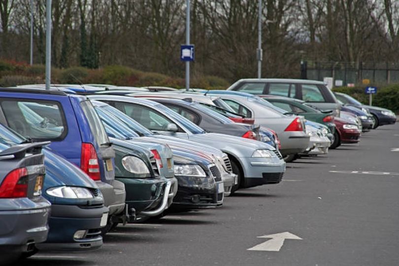 Heartless drivers breaking parking rules by taking quick stop risk