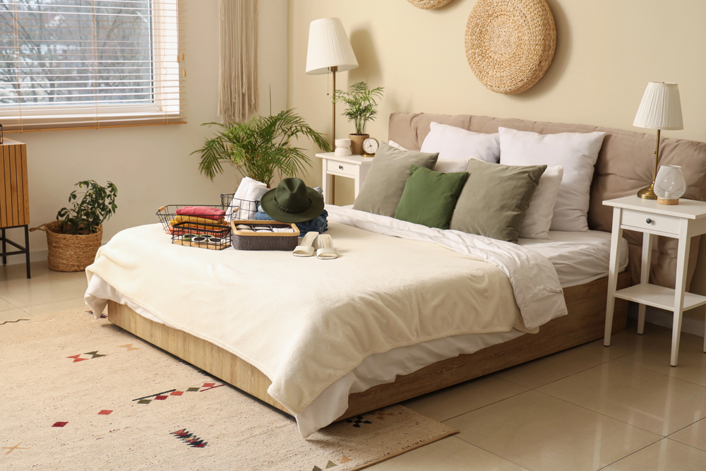 16 tips for managing a multi-use modern guest room