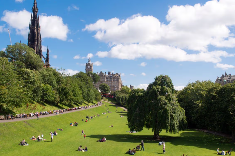 Edinburgh set to be warmer than European capital as temperatures rise