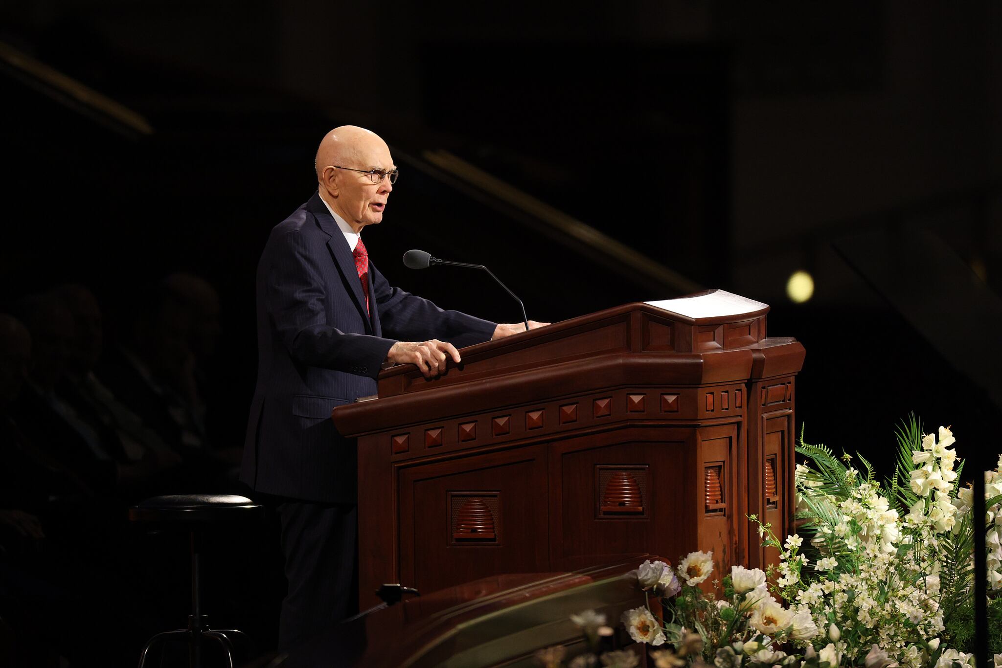 Latest from Sunday’s LDS General Conference: Oaks urges fairness for ...