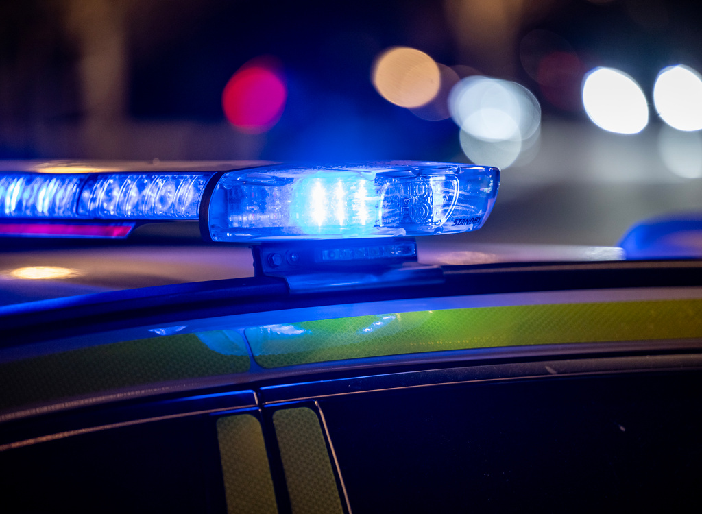 Explosion vid företagsport i Järfälla