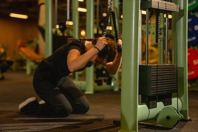 Cable crunches for a six-pack workout