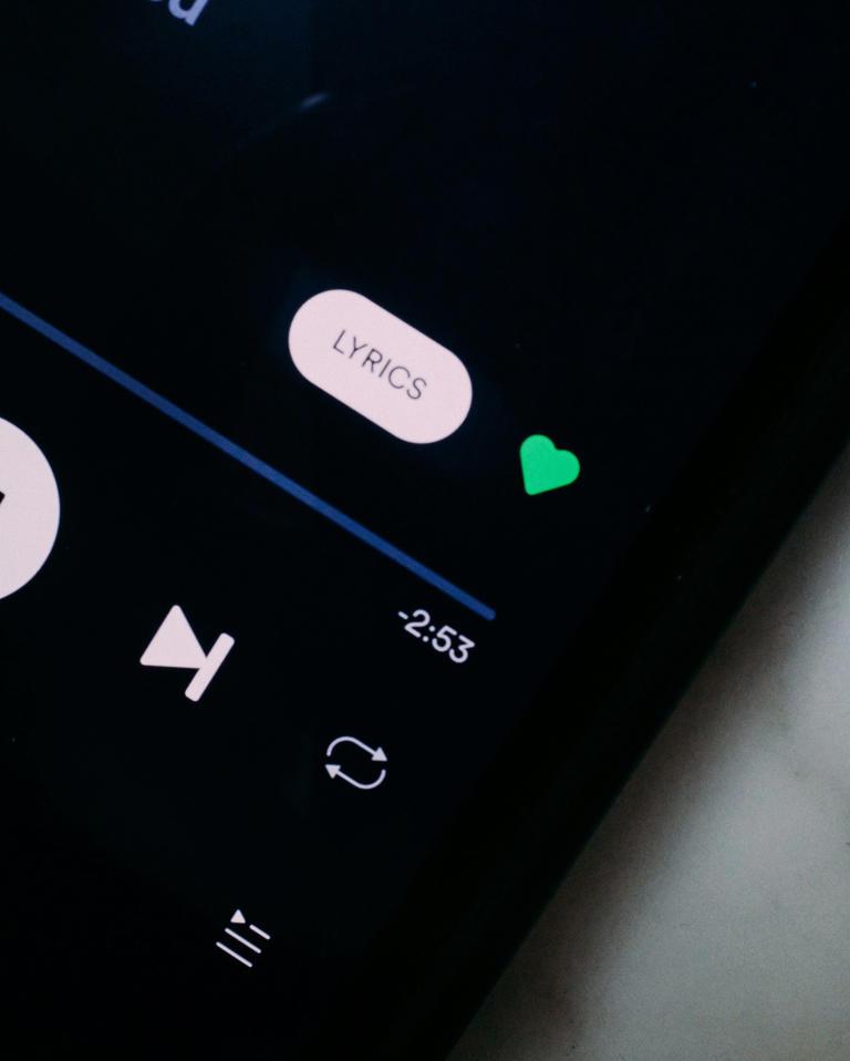 Cómo escuchar la radio en tu celular sin datos