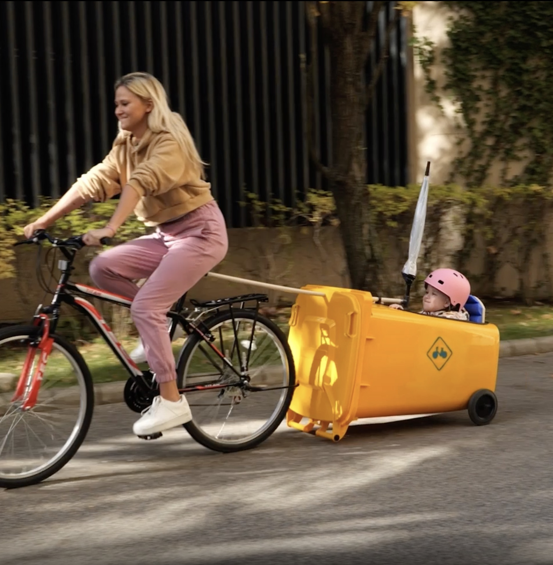 Transforming trash into a creative craft: Mini wheelie bin