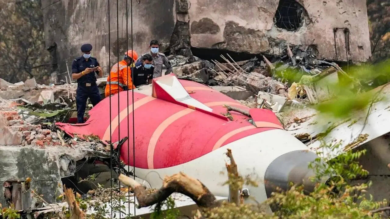Air India 171 crash: 4-second question that could change everything we ...
