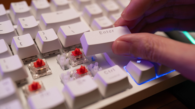 Here's what every different keyboard switch color actually means