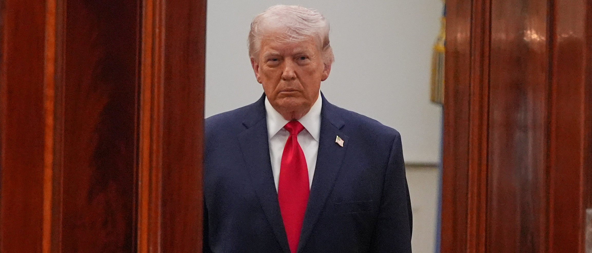 Trump gives deadline to reopen Strait of Hormuz