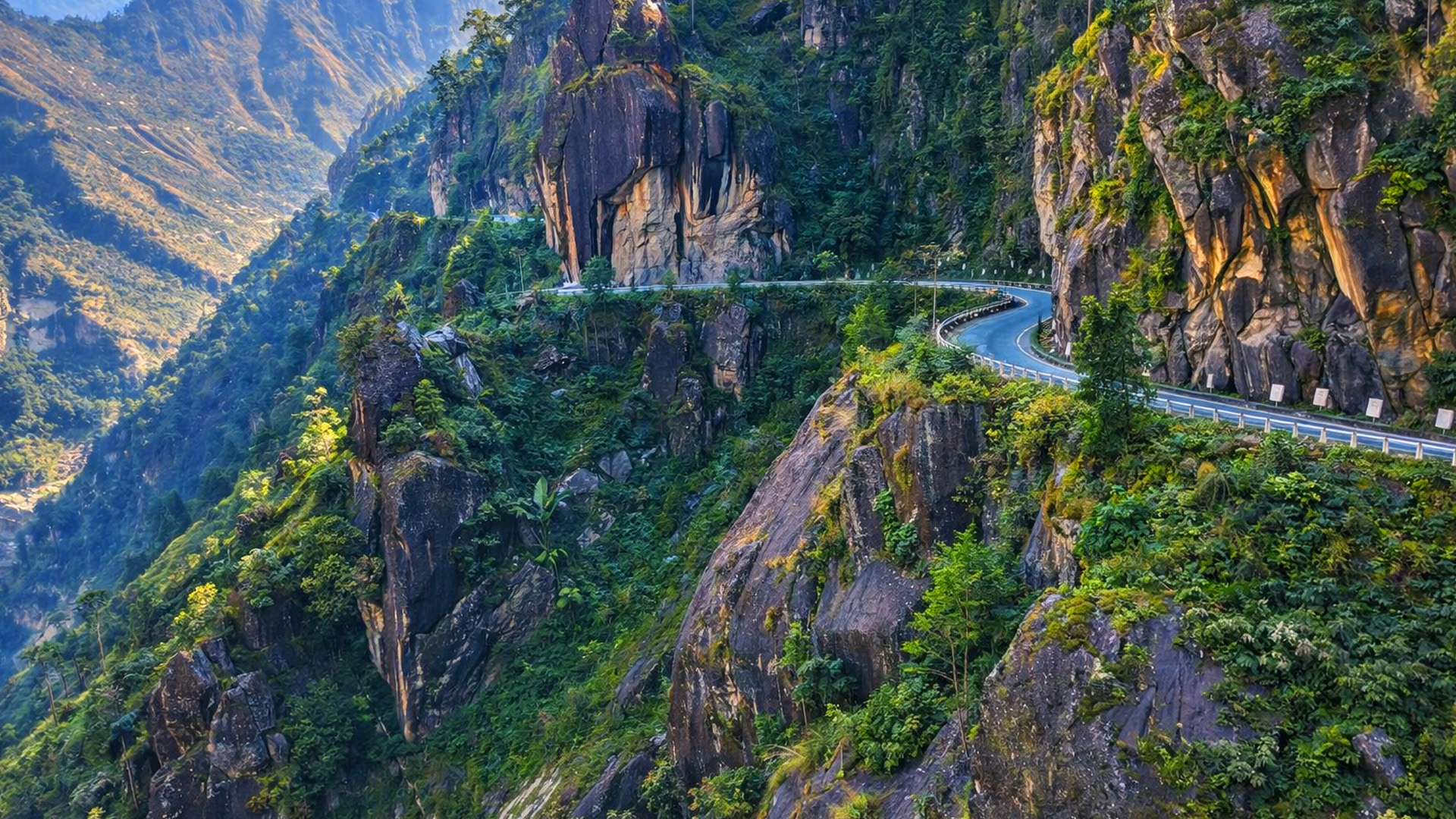 A dangerous road hanging above a deep valley