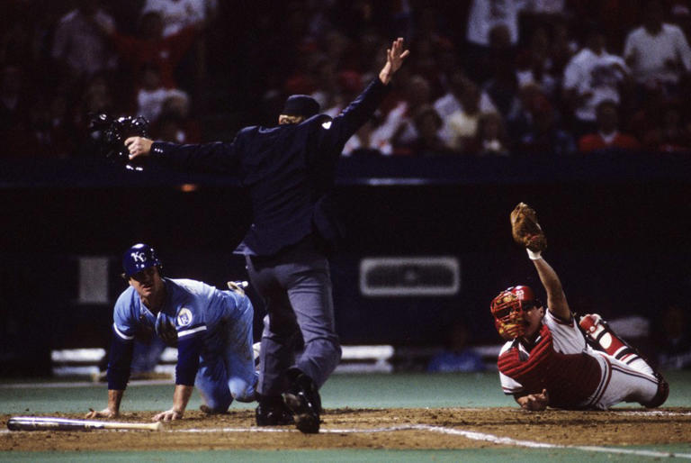 Tom Nieto, a World Series-winning catcher, died suddenly at 65