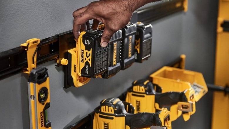How to keep power tool batteries safe over winter (and what to avoid)