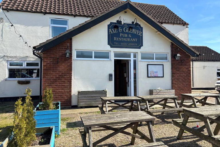 I visited hidden gem pub near Skegness where my dog got his own roast ...