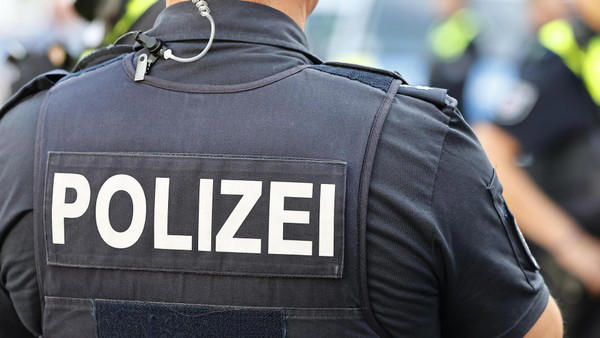 Illegale Fahrstunde auf Eichsfelder Waldweg: Polizei stoppt 18-Jährige