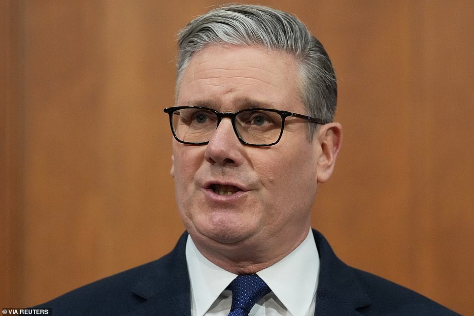Starmer insists he's on the side of working Brits