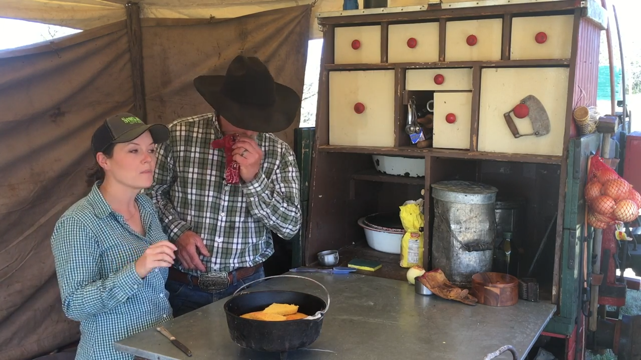 How cowboys actually cook cornbread over fire