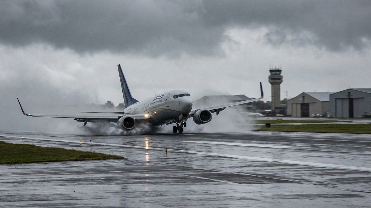 Why planes still slide off runways even when pilots do everything right
