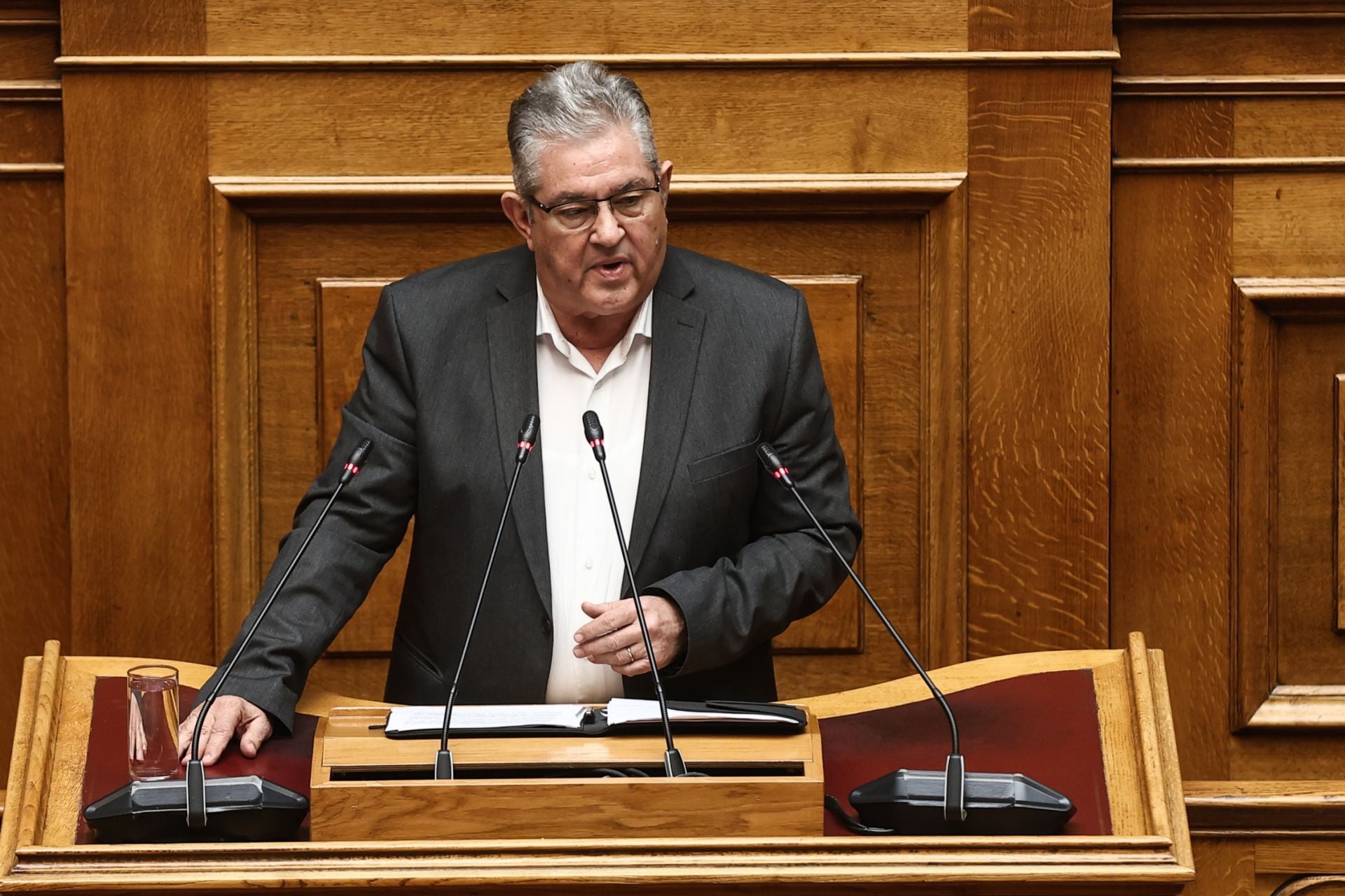Κουτσούμπας: «Άνθρακες ο θησαυρός κ. Μητσοτάκη – Άλλο να υπηρετείς τον ...