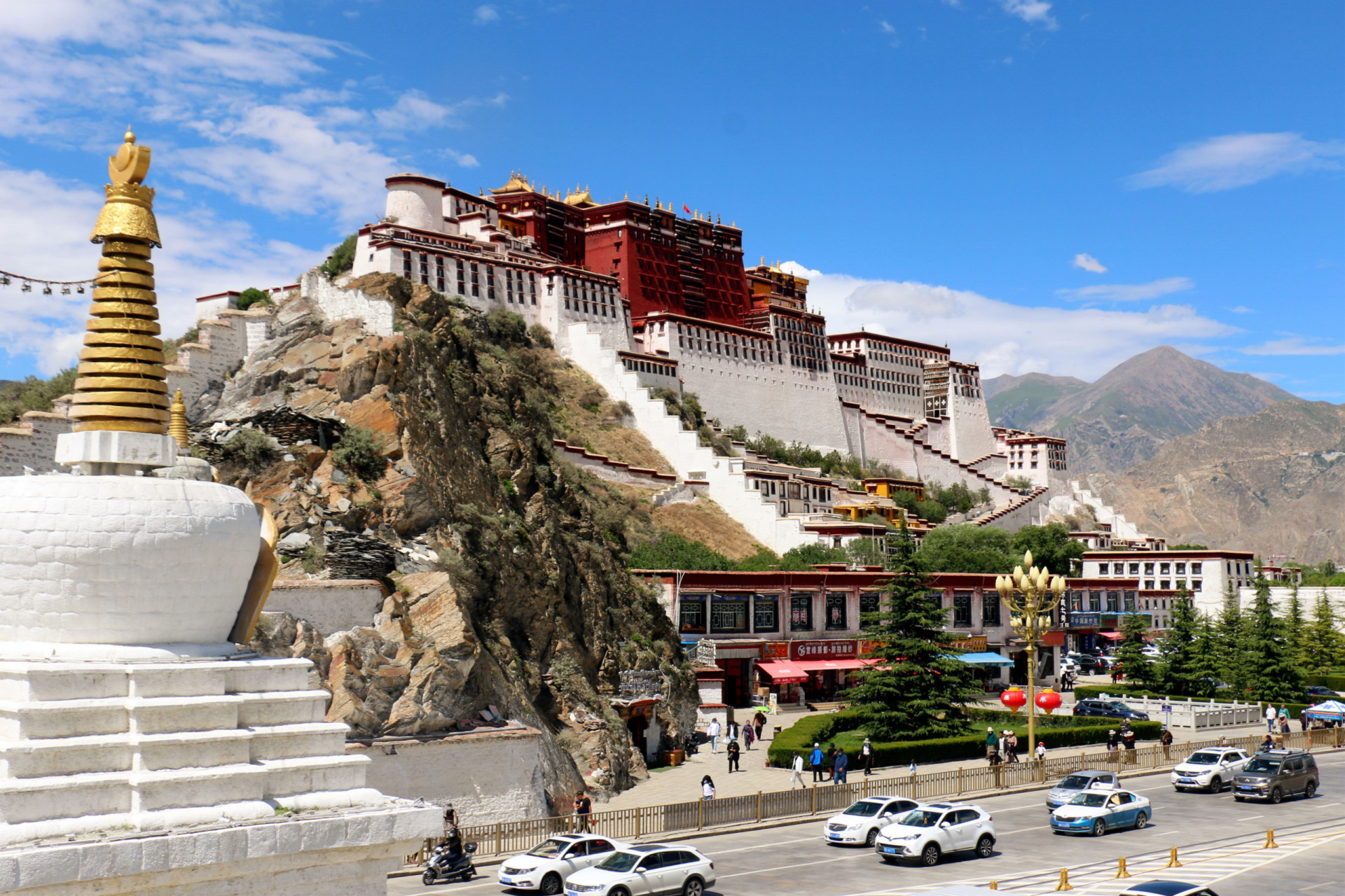 Must-visit Buddhist monasteries in the Himalayas