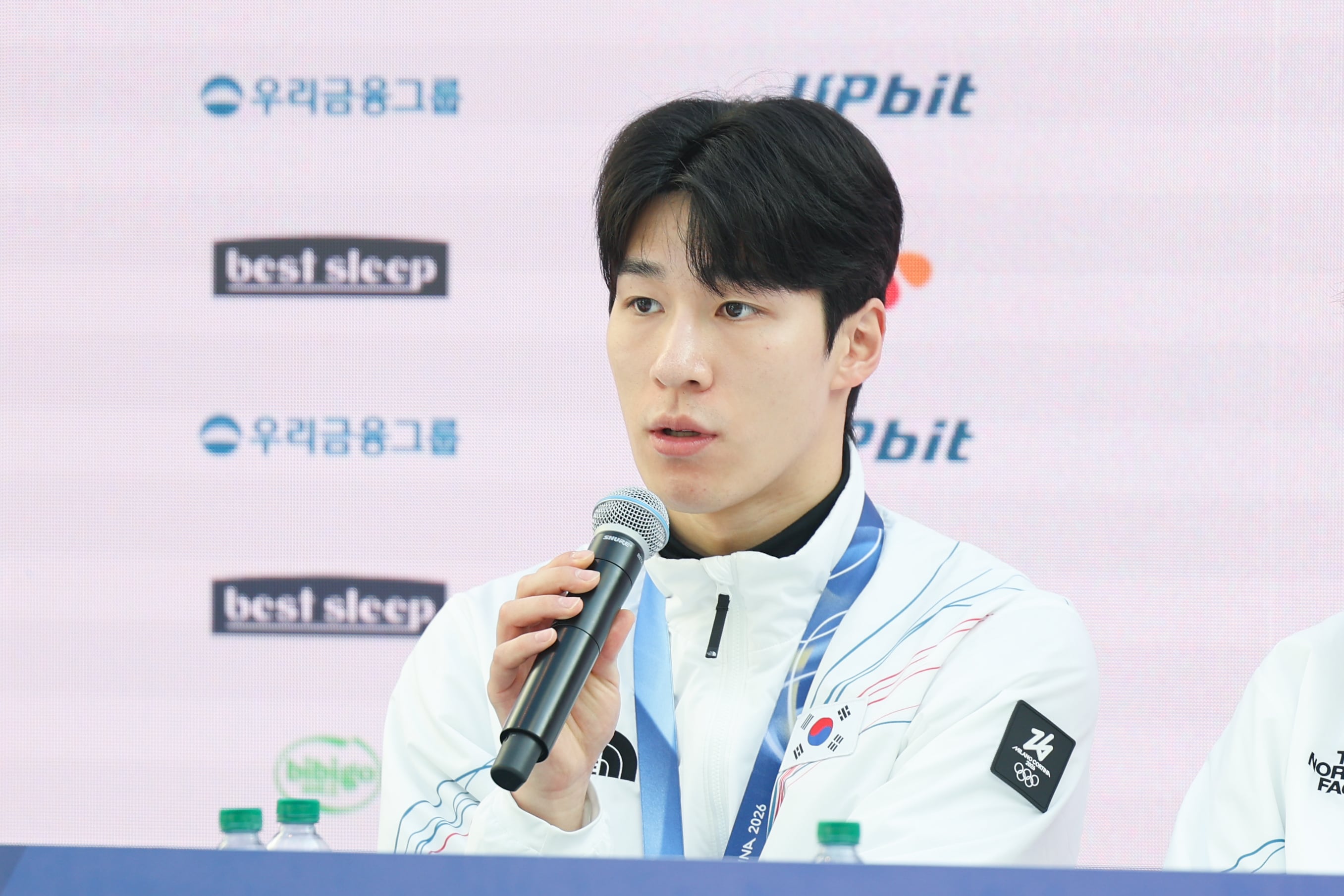 Hwang Dae-heon clarifies controversies with Lim Hyo-jun, Park Ji-won