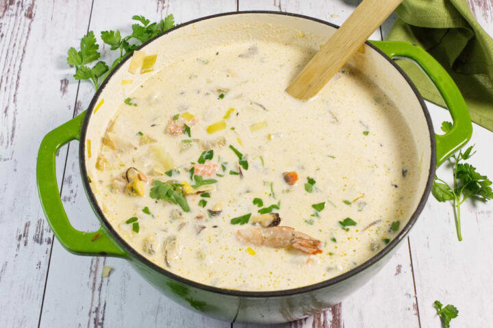Irish seafood chowder