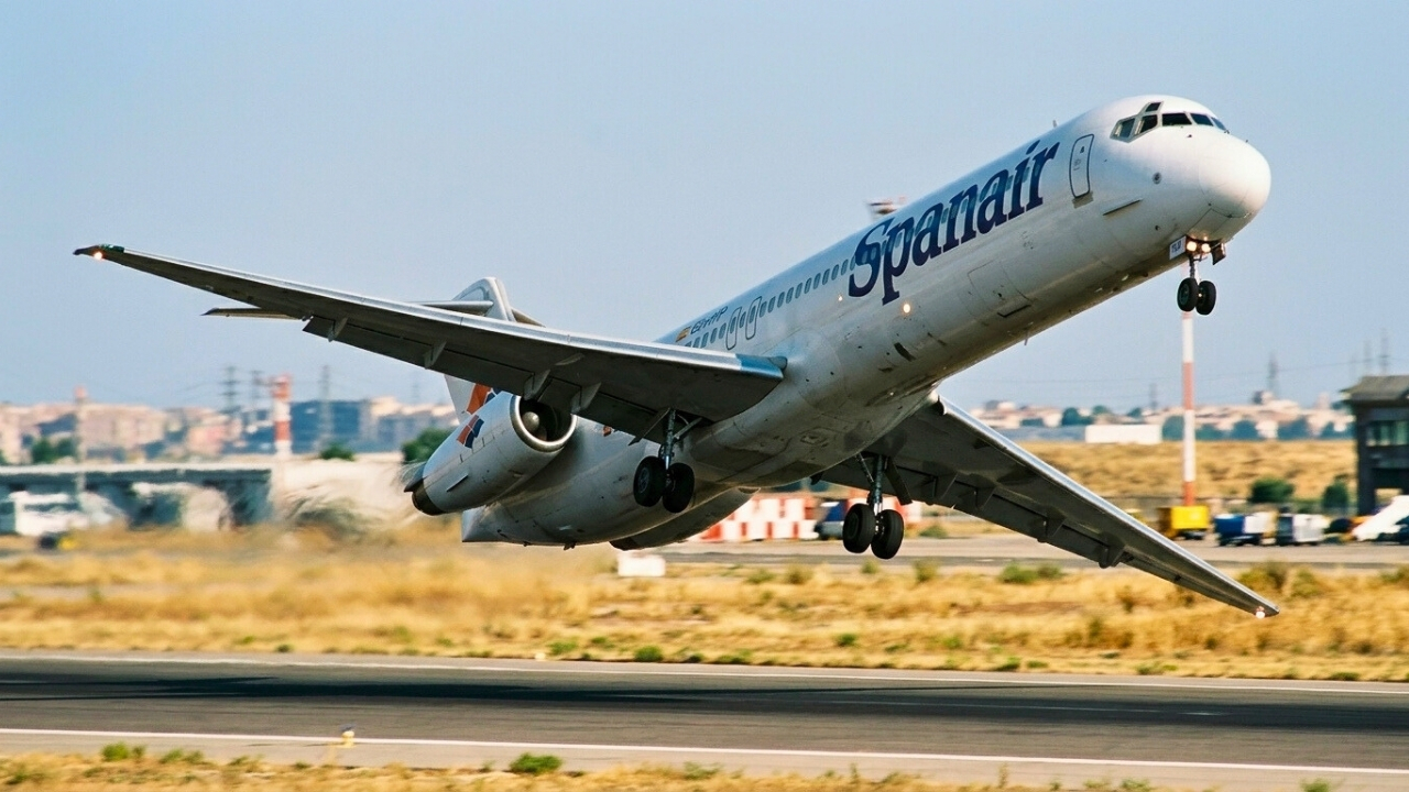 Spanair 5022 lifted off unprepared and fell back to earth in just 10 ...
