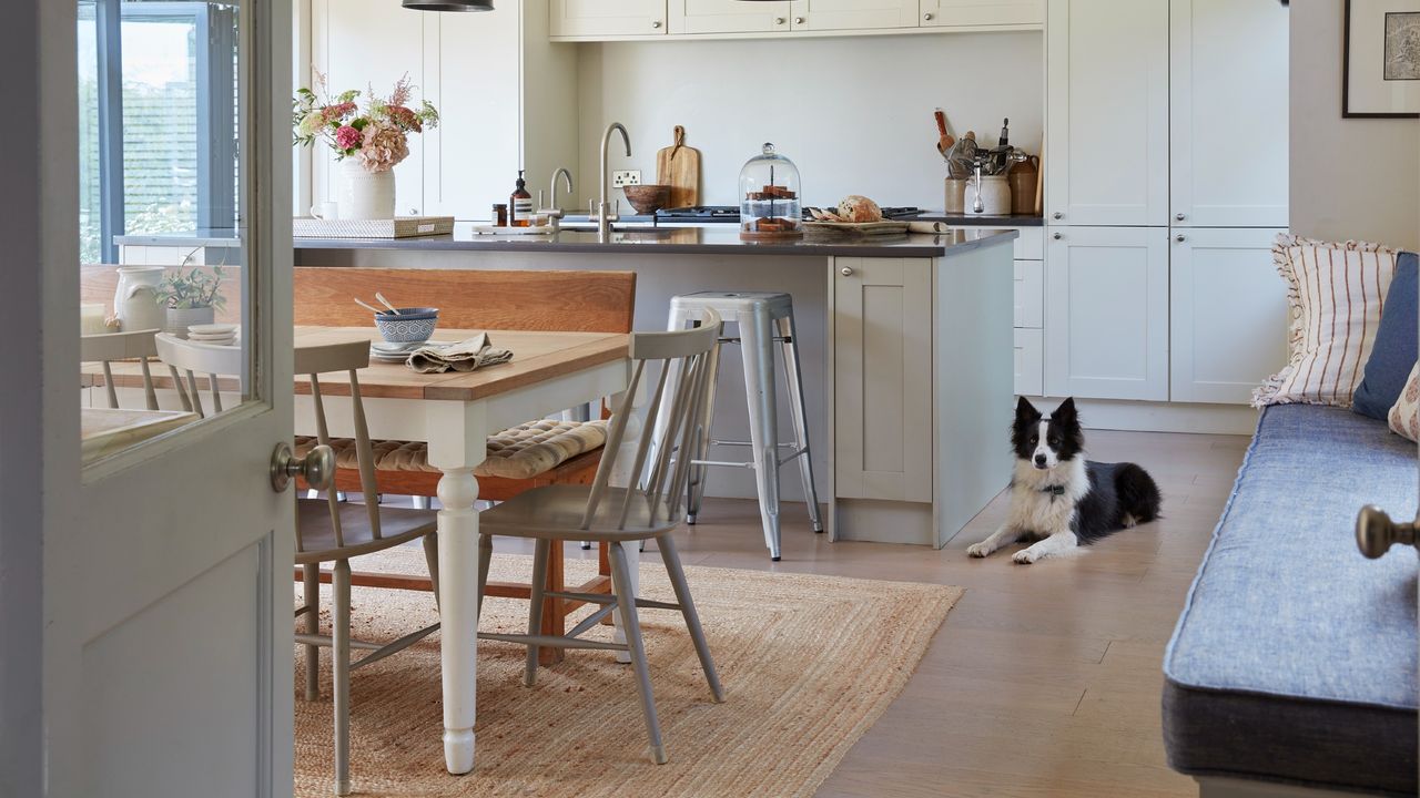 Energy experts want homeowners to switch to fixed tariffs following the ...