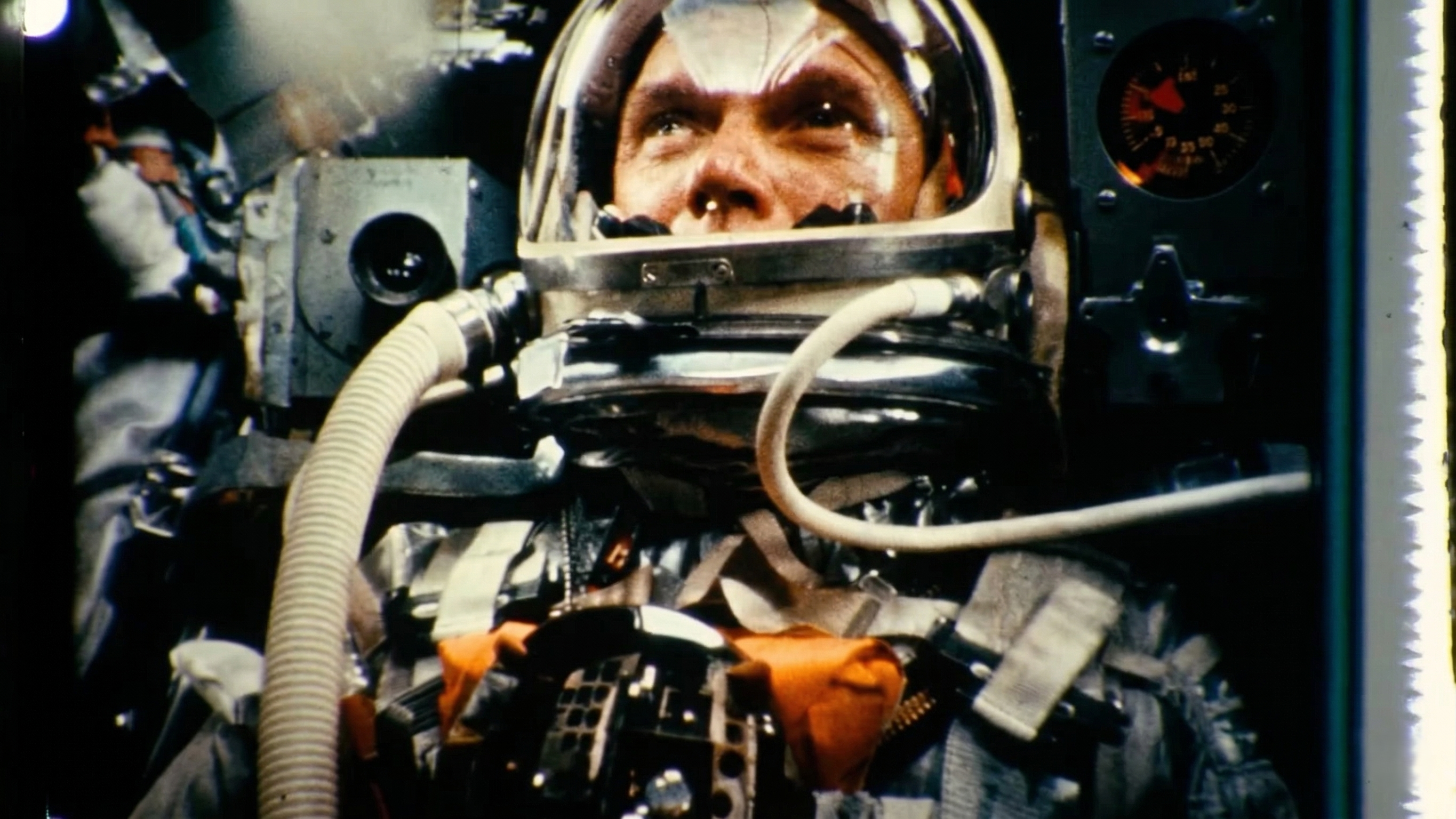 Comparing Earth technology with alien civilizations: The Kardashev scale
