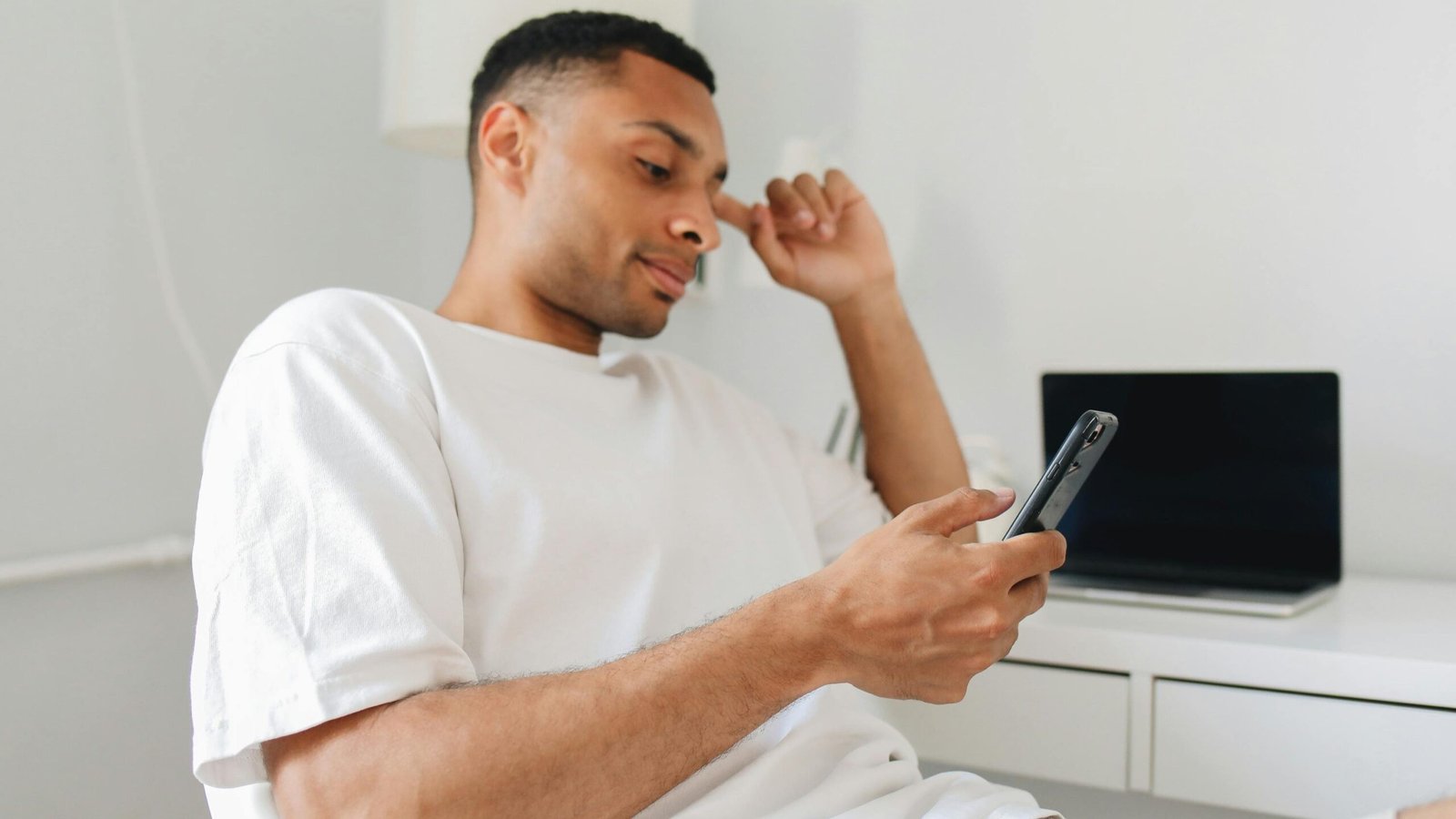 Why so many men feel like they will never be good enough anymore