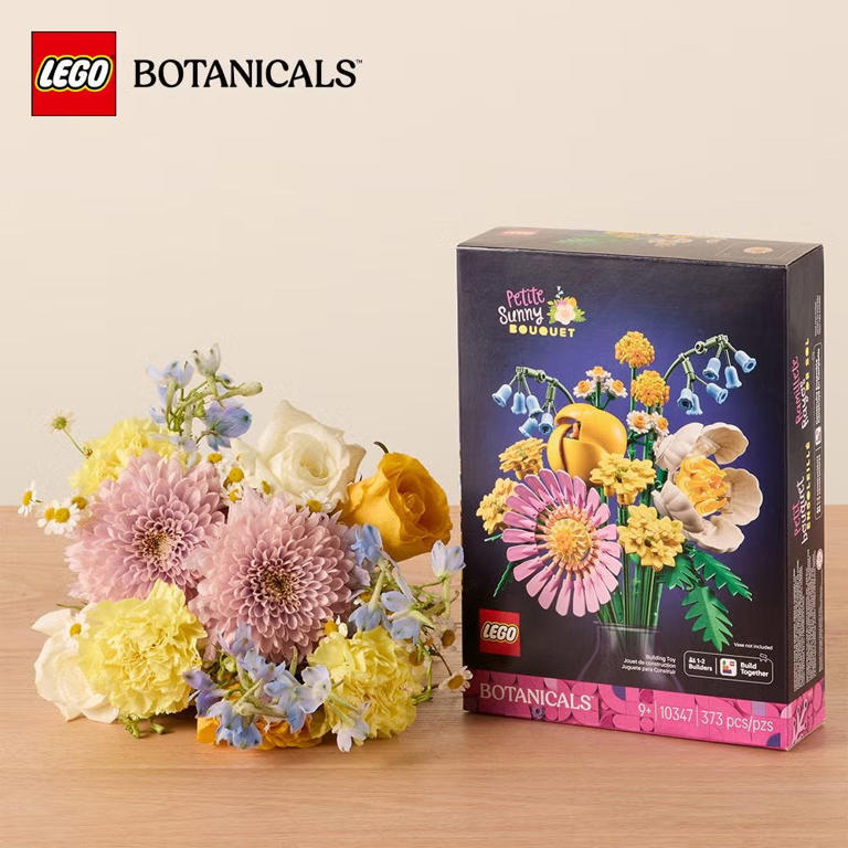 These Lego x Bouqs sets bring brick bouquets and fresh flowers to your ...