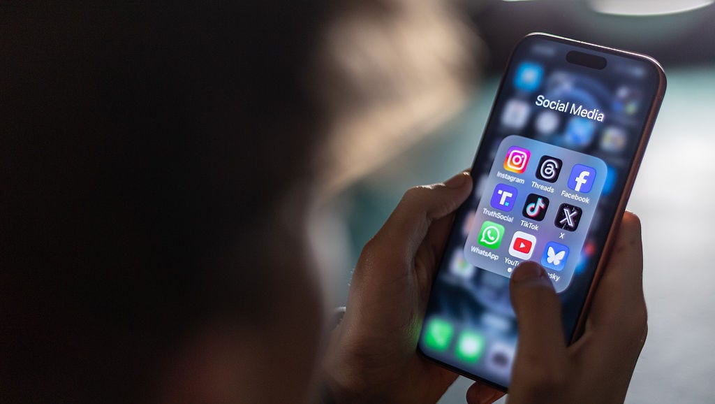 Why limiting teen phone usage has health benefits