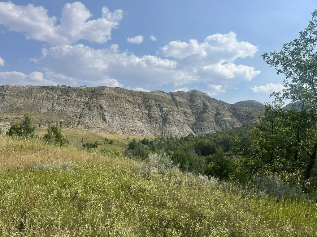 5 North Dakota hikes that shine at sunset