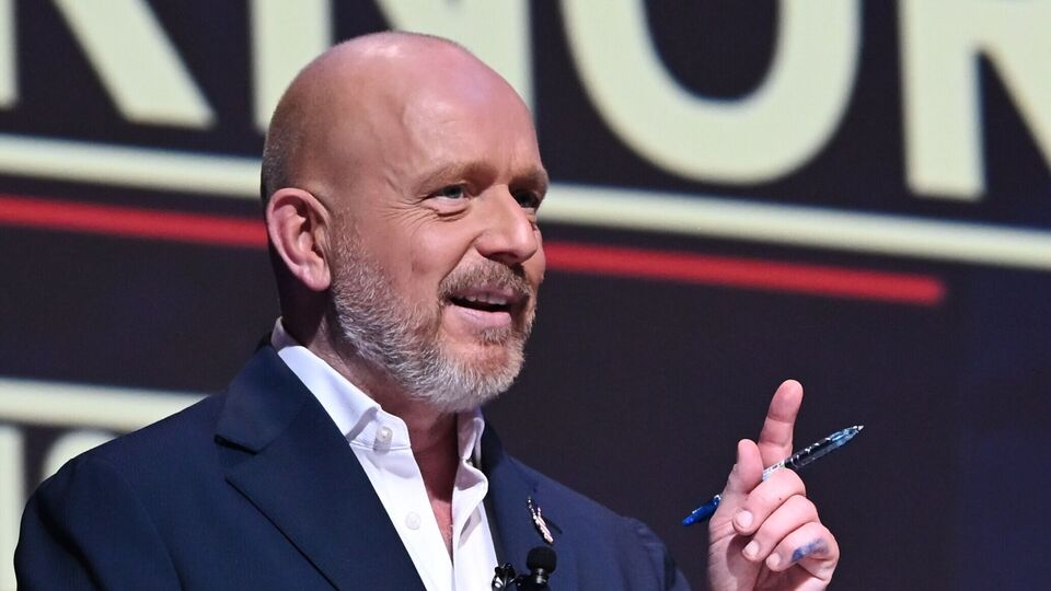 Who is Steve Hilton? Trump-endorsed Republican aiming to replace Gavin ...