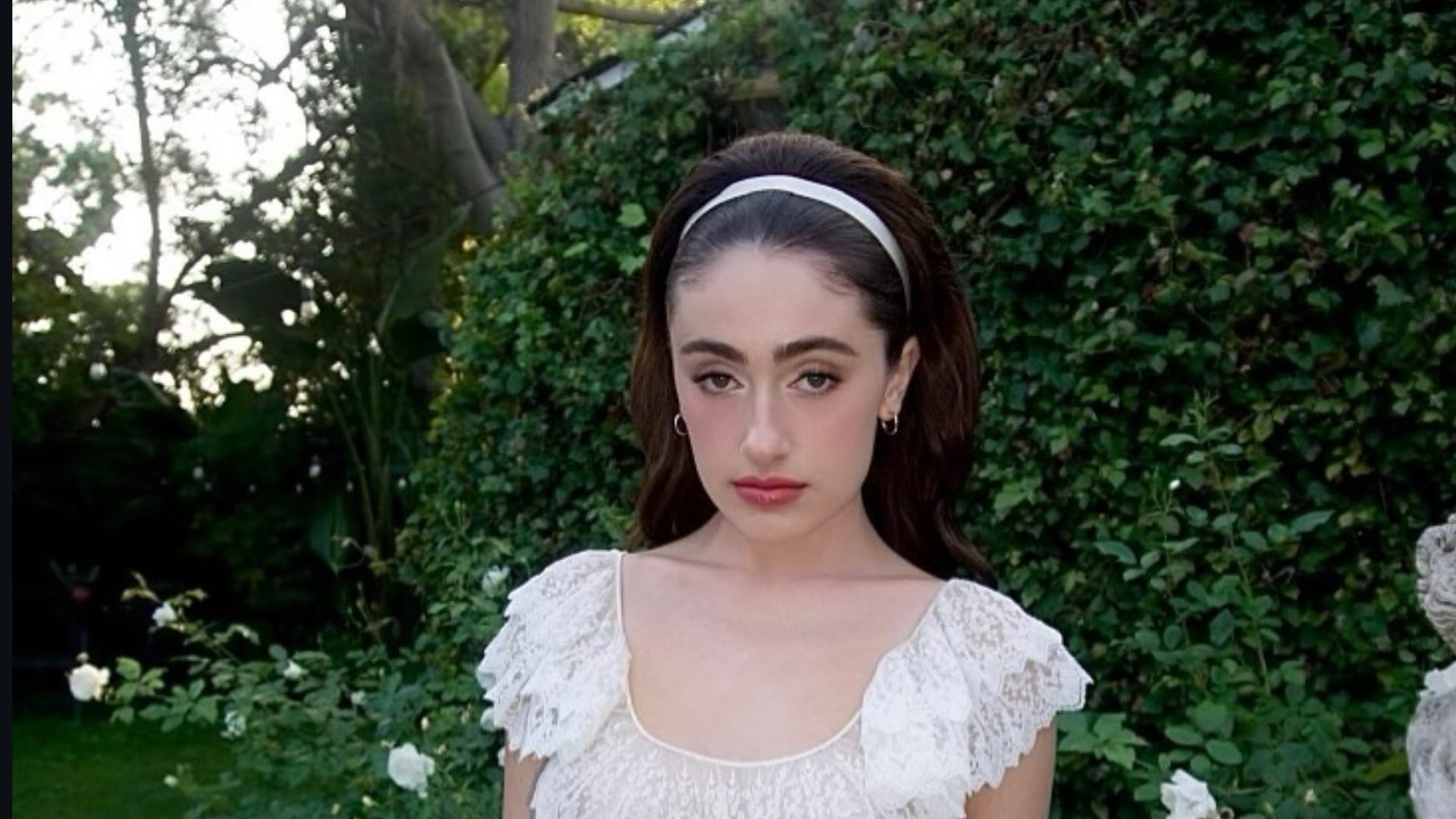The "Gen Z pout" is replacing the "duck face": what is this trend?