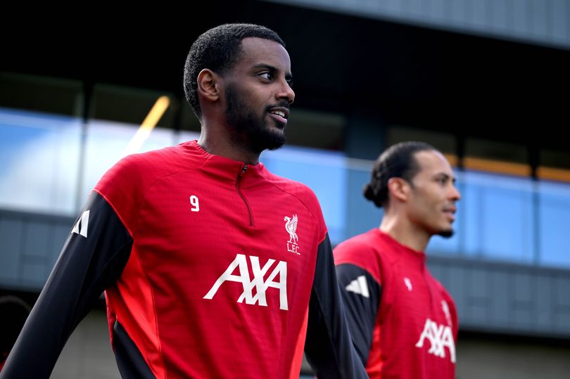Virgil van Dijk dismisses Alexander Isak theory as he backs ...