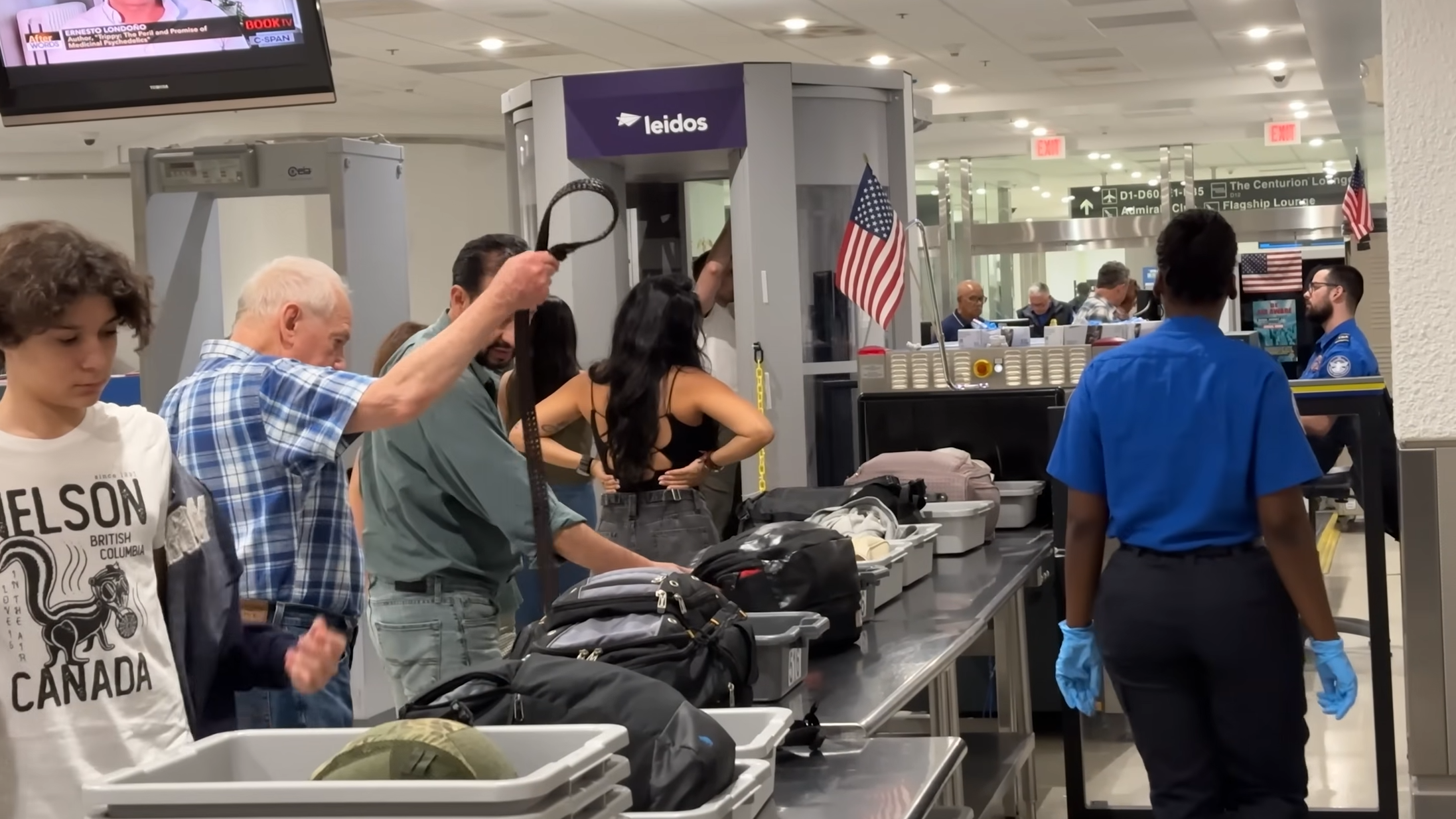 Stop doing this at airports because thieves are watching you closely