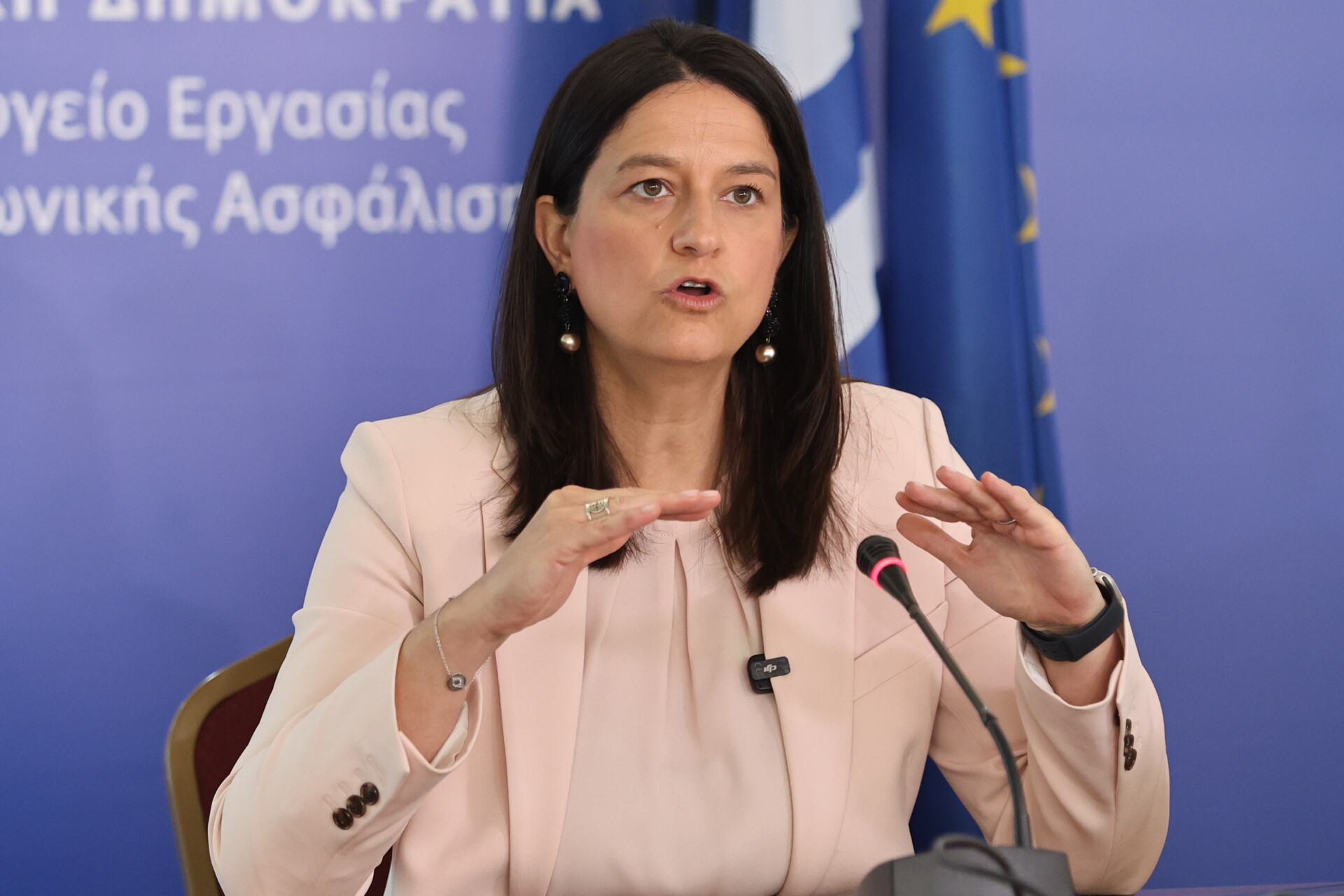 Ποιοι εργαζόμενοι θα πάρουν τα 920 ευρώ – Οι αυξήσεις και η λίστα με τα ...