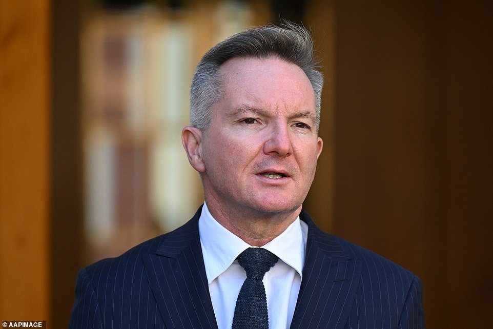 Albanese government responds to Trump's Iran threat