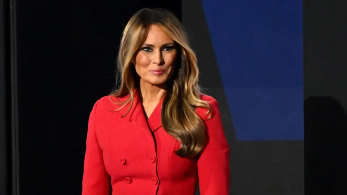 'What did she do?': Melania Trump looks unrecognizable without makeup ...