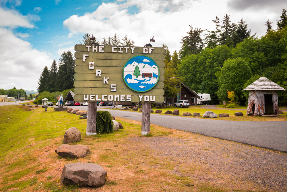 15 towns in the Pacific Northwest where rain is not a drawback