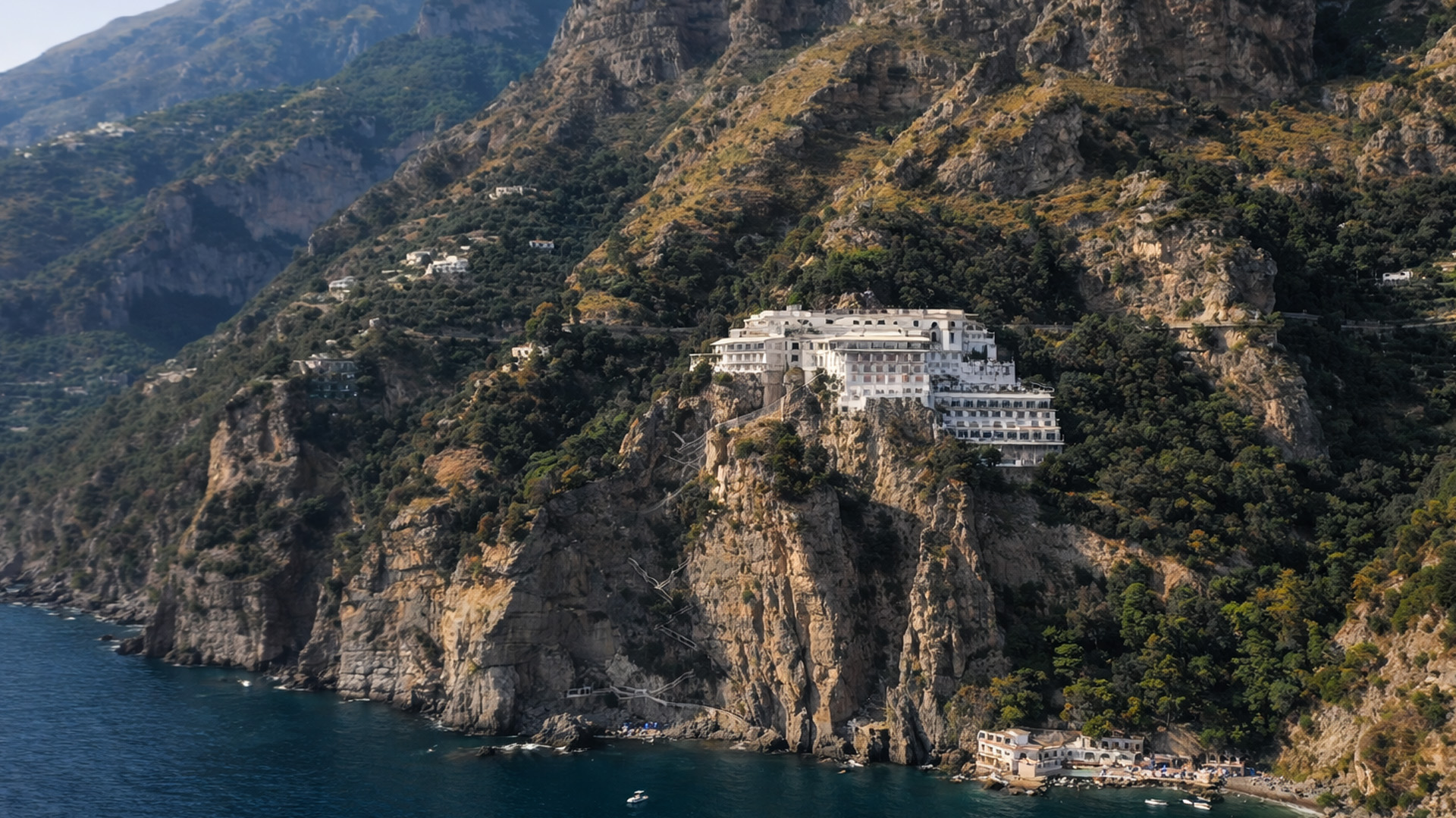 How was this built on a cliff?