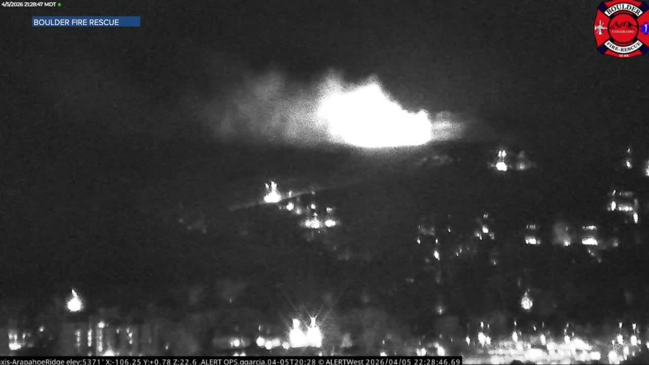 Half-acre wildfire at Enchanted Mesa Trailhead in Boulder 50 percent ...