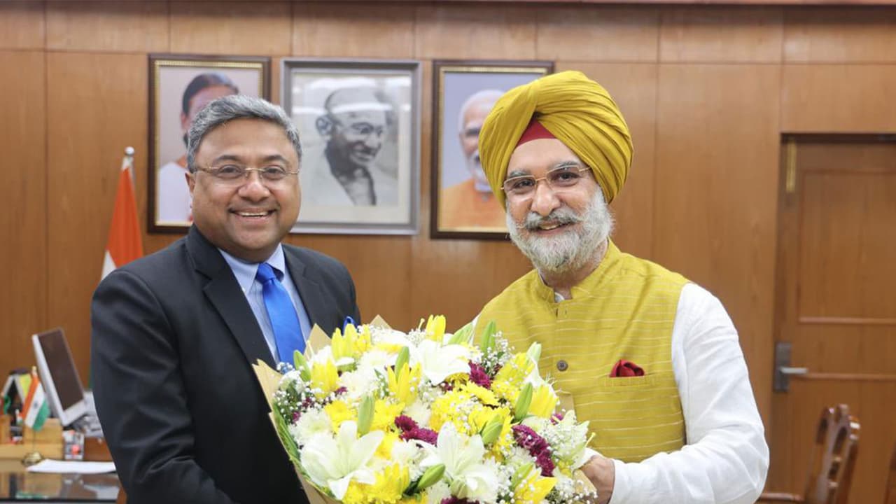 MEA secretary Sibi George calls on Delhi LG Taranjit Singh Sandhu