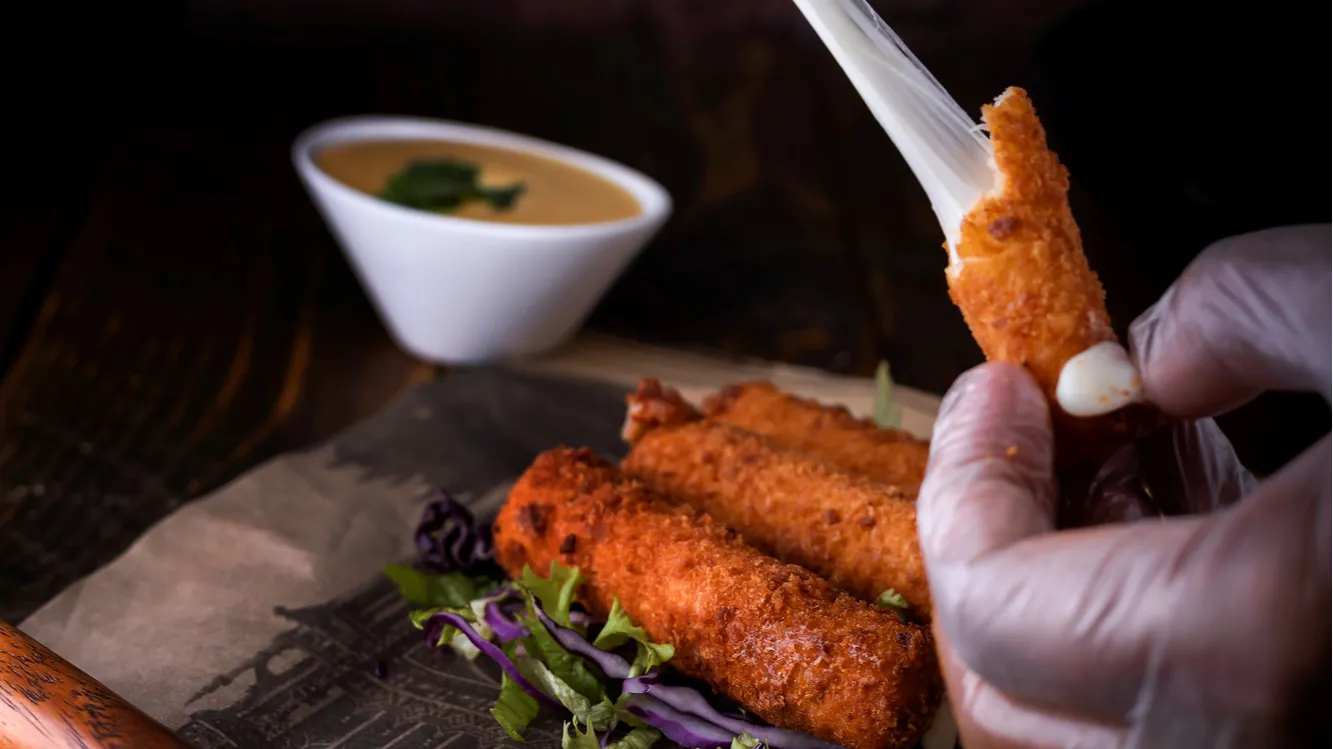 Snack night gets better with these Chili’s style mozzarella sticks