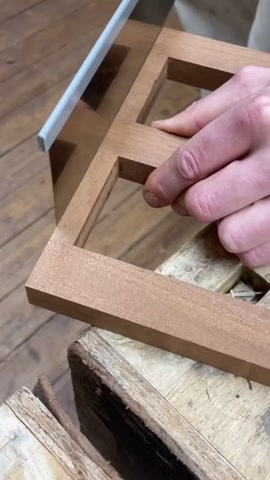 Building a jewelry box with a hidden key compartment