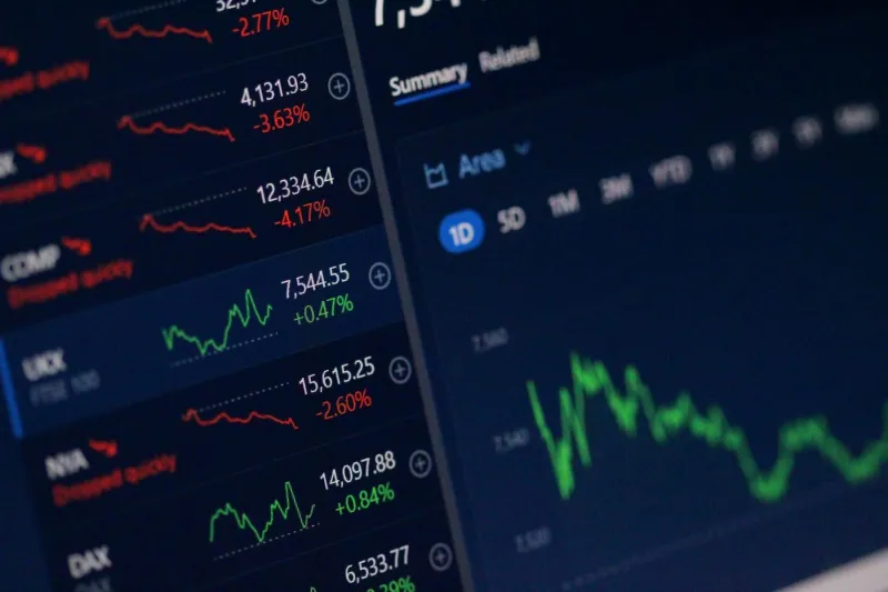 Investment banking fees hit three-year high in Q1 as M&A value surges