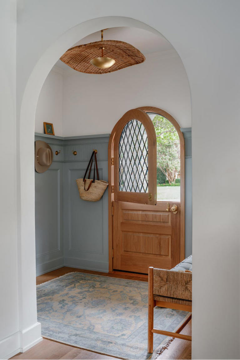 This one home feature can instantly make a new build look vintage ...