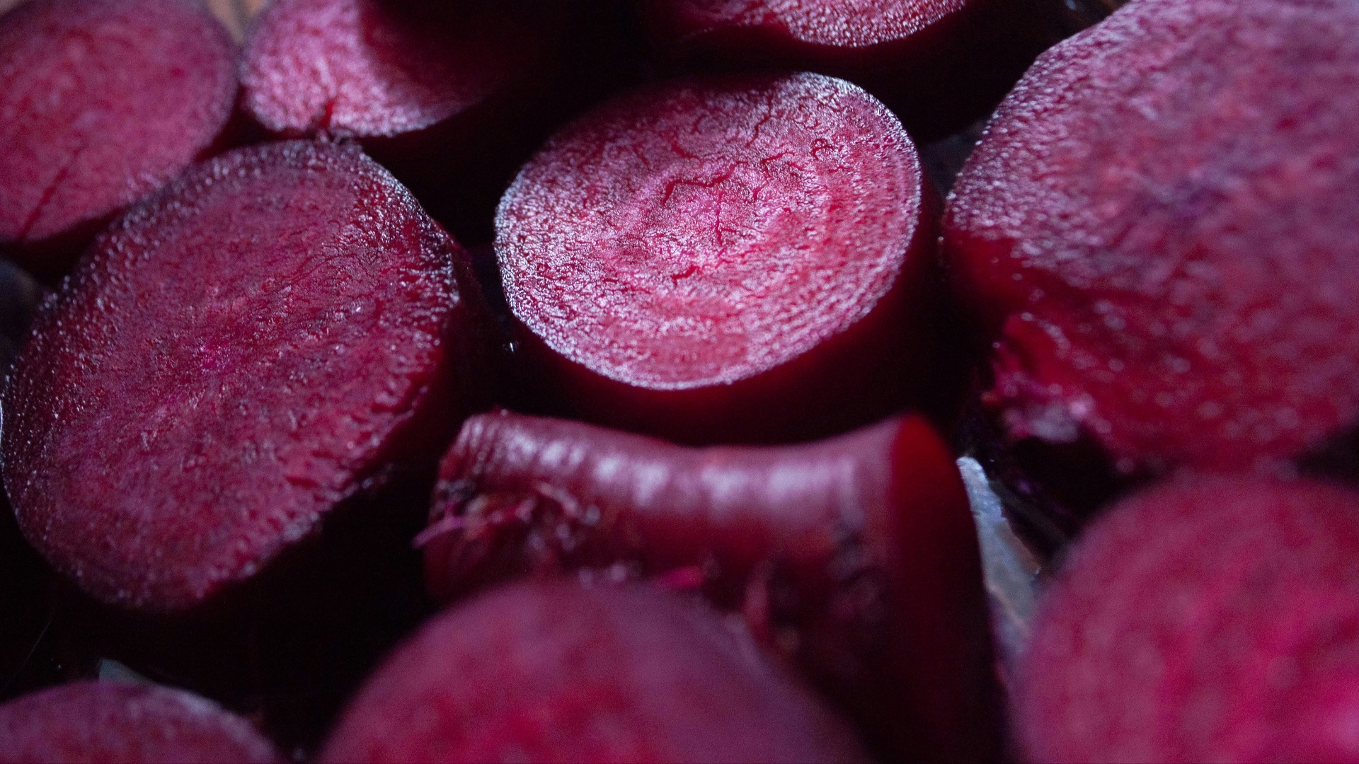 10 vegetables everyone hates & 10 we all love