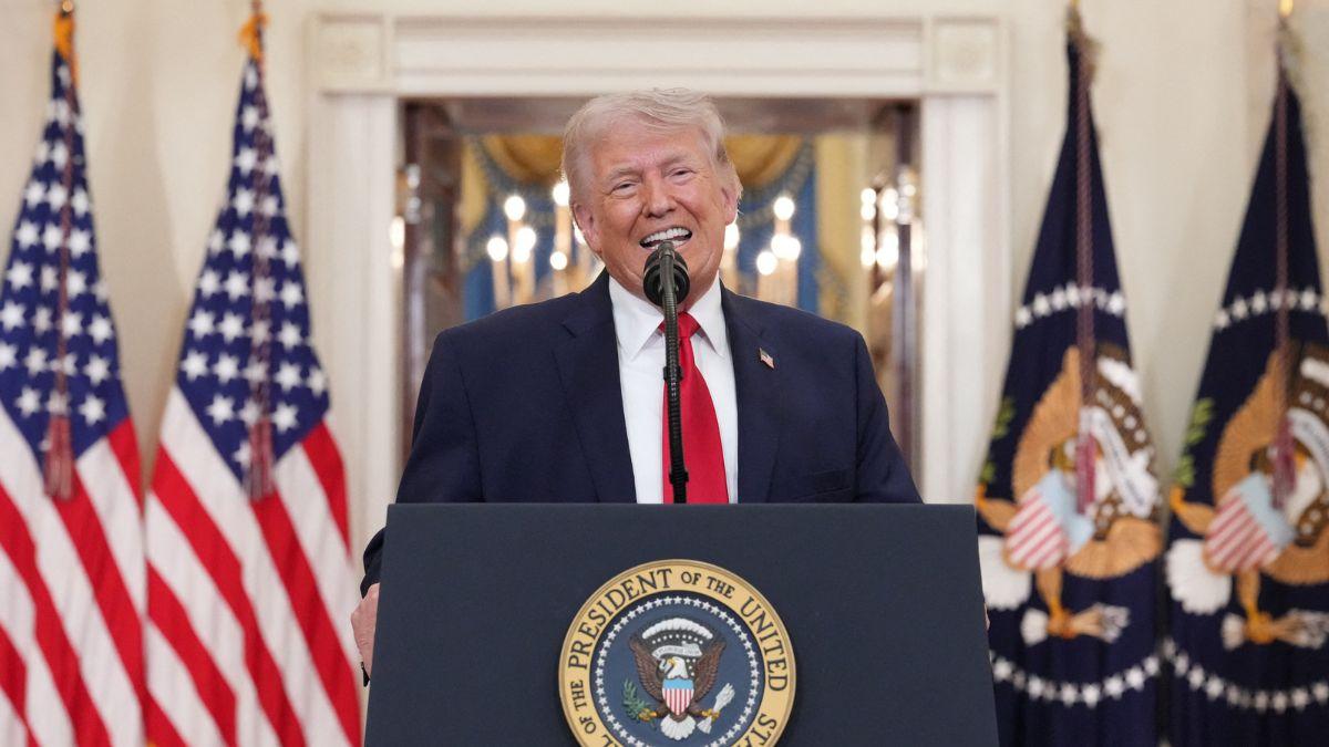 Donald Trump's 'unhinged' profanity-laced Easter post sparks backlash ...