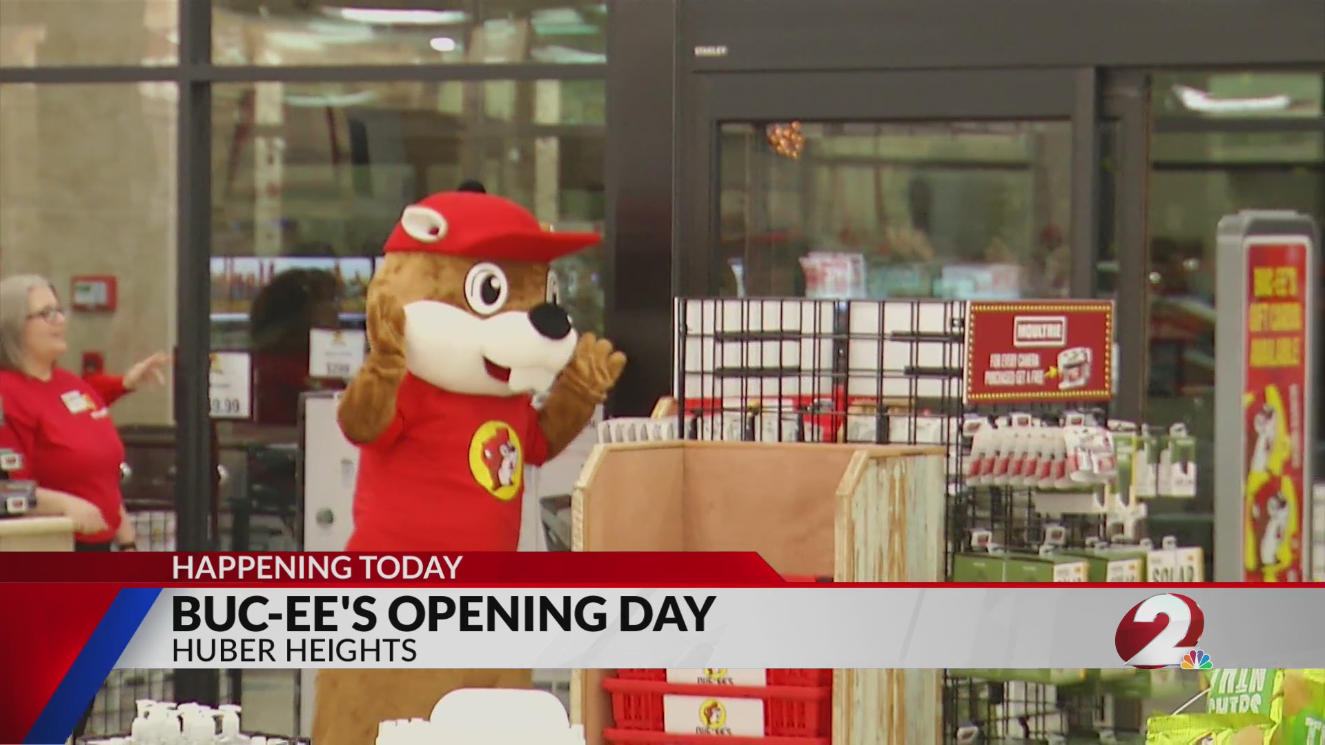 Early Buc-ee's crowd not lacking for enthusiasm, excitement