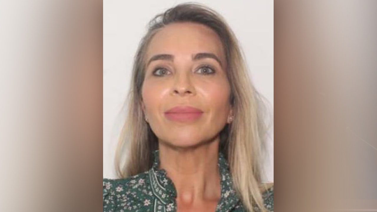 Florida woman accused of embezzling hundreds of thousands from HOAs for ...