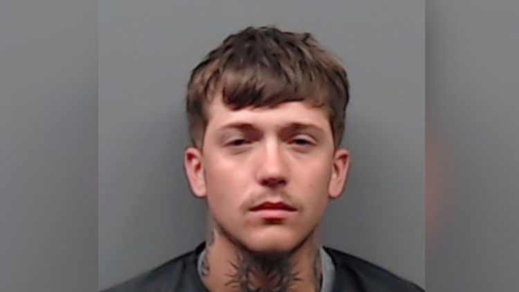 Man charged with evading arrest, drug possession after high-speed chase ...